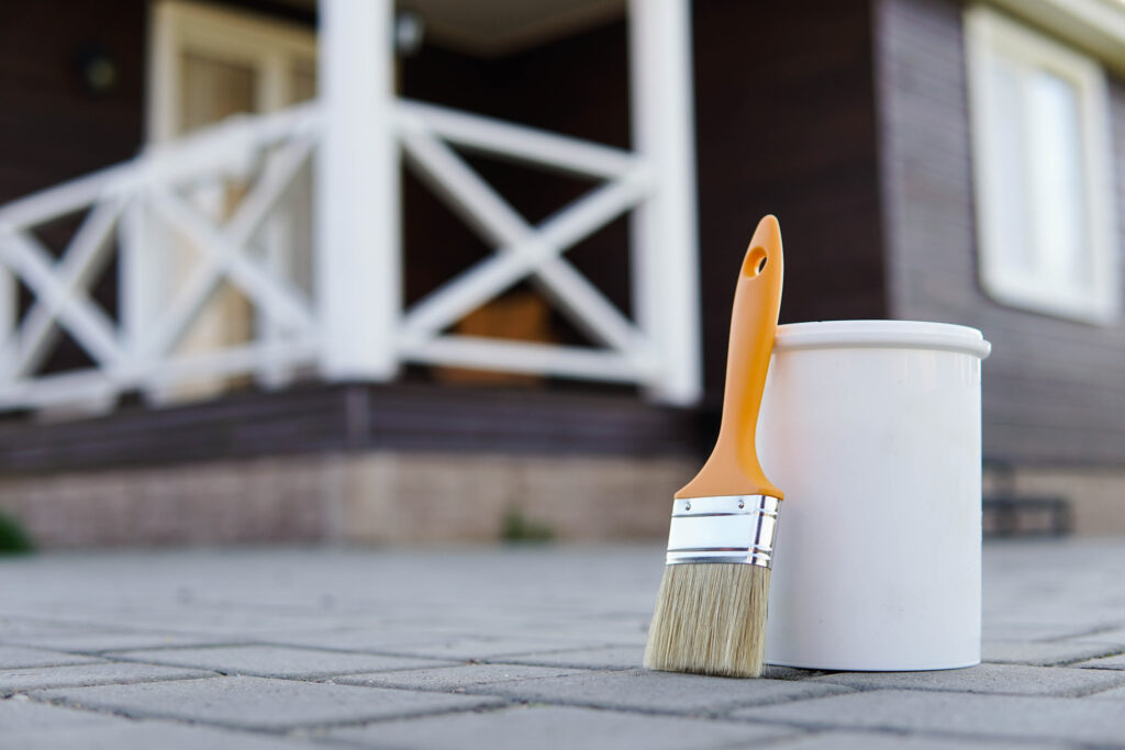 Types of Paint Brushes for Interior & Exterior DIY Projects